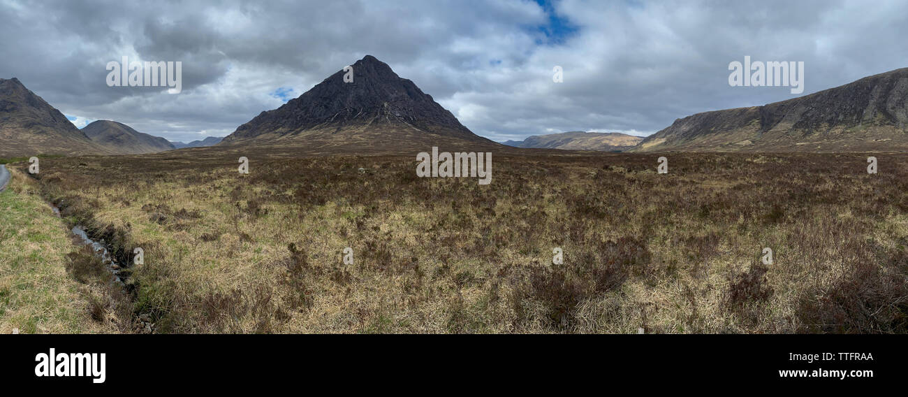 A82 glencoe james bond hi-res stock photography and images - Alamy