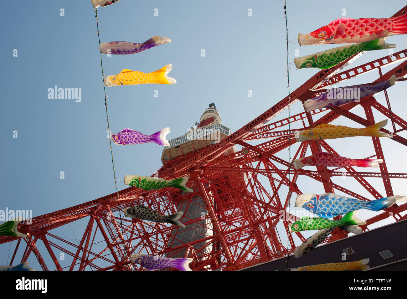 The hanging tower hi-res stock photography and images - Alamy