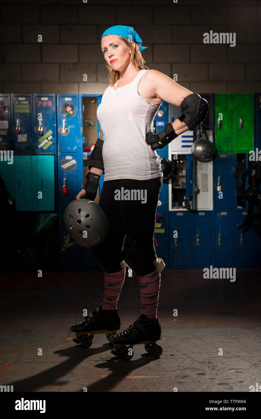 Sports locker room hi-res stock photography and images - Alamy
