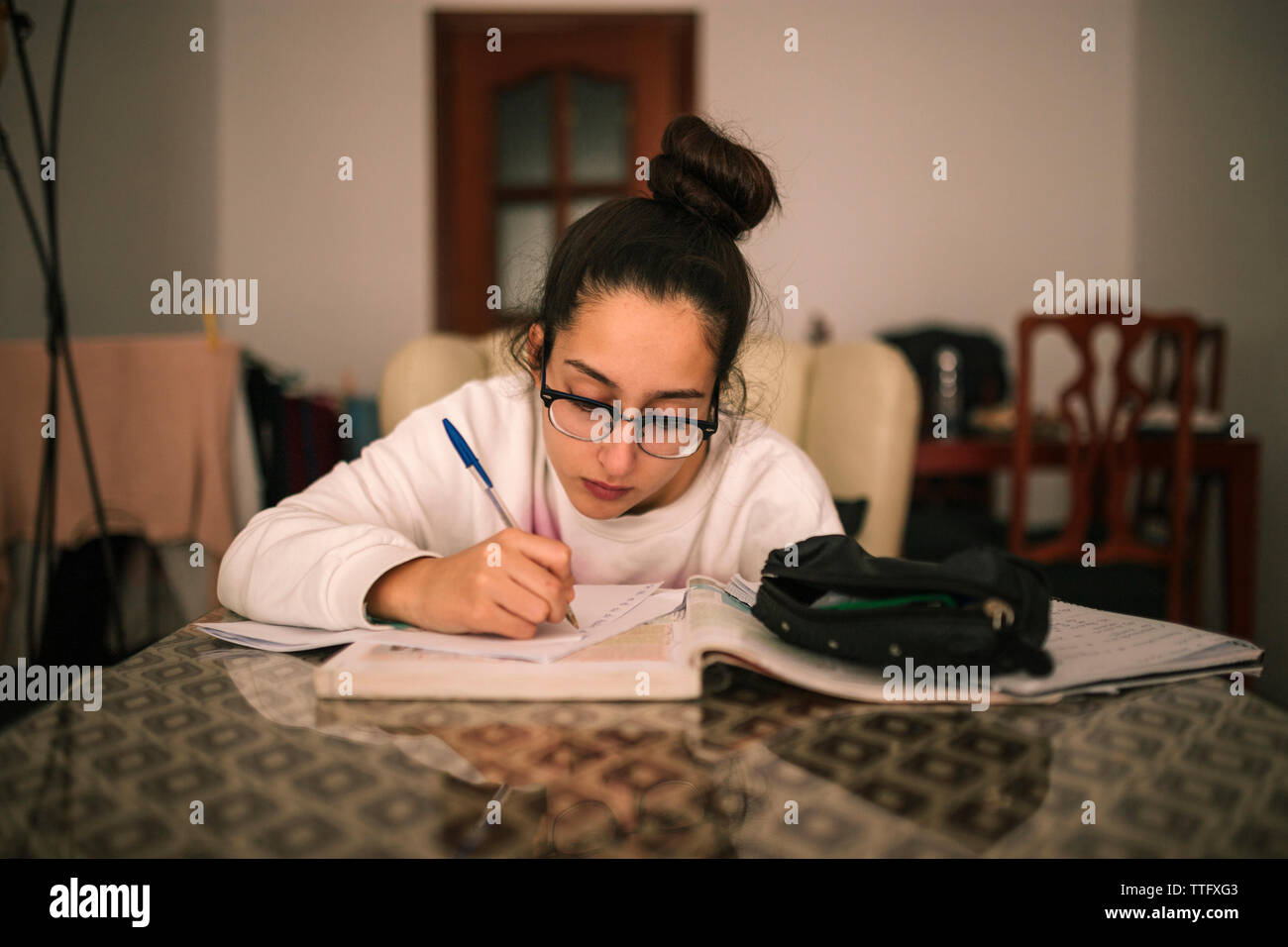 Study concentrate hi-res stock photography and images - Alamy