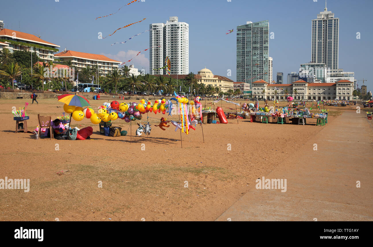 stalls at galle face green colombo sri lanka Stock Photo - Alamy