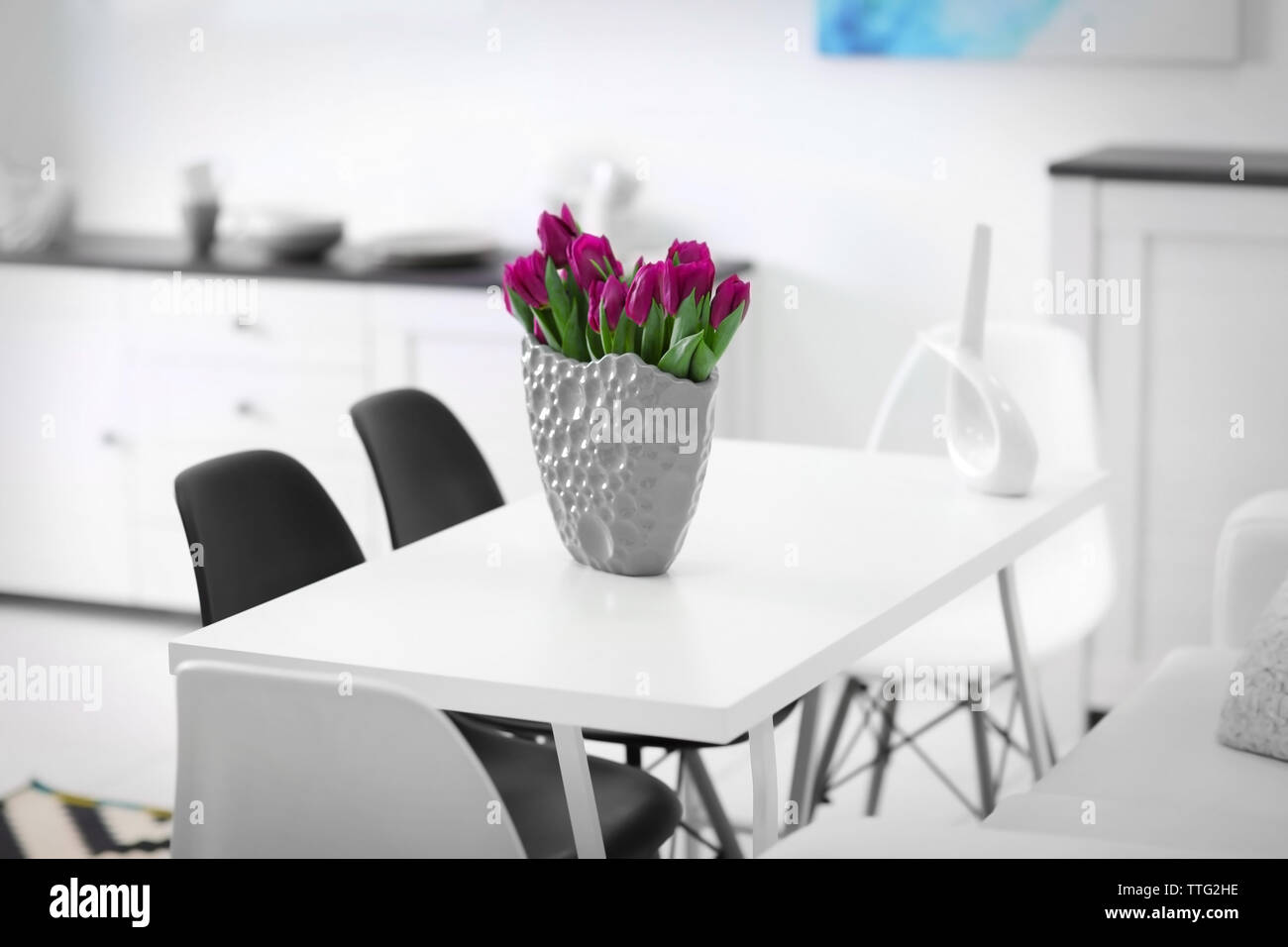 Beautiful comfortable modern interior with table and chairs Stock Photo ...