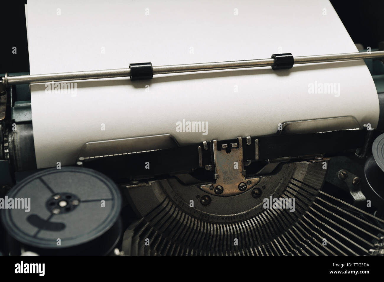 Old typewriter with paper, close up Stock Photo - Alamy