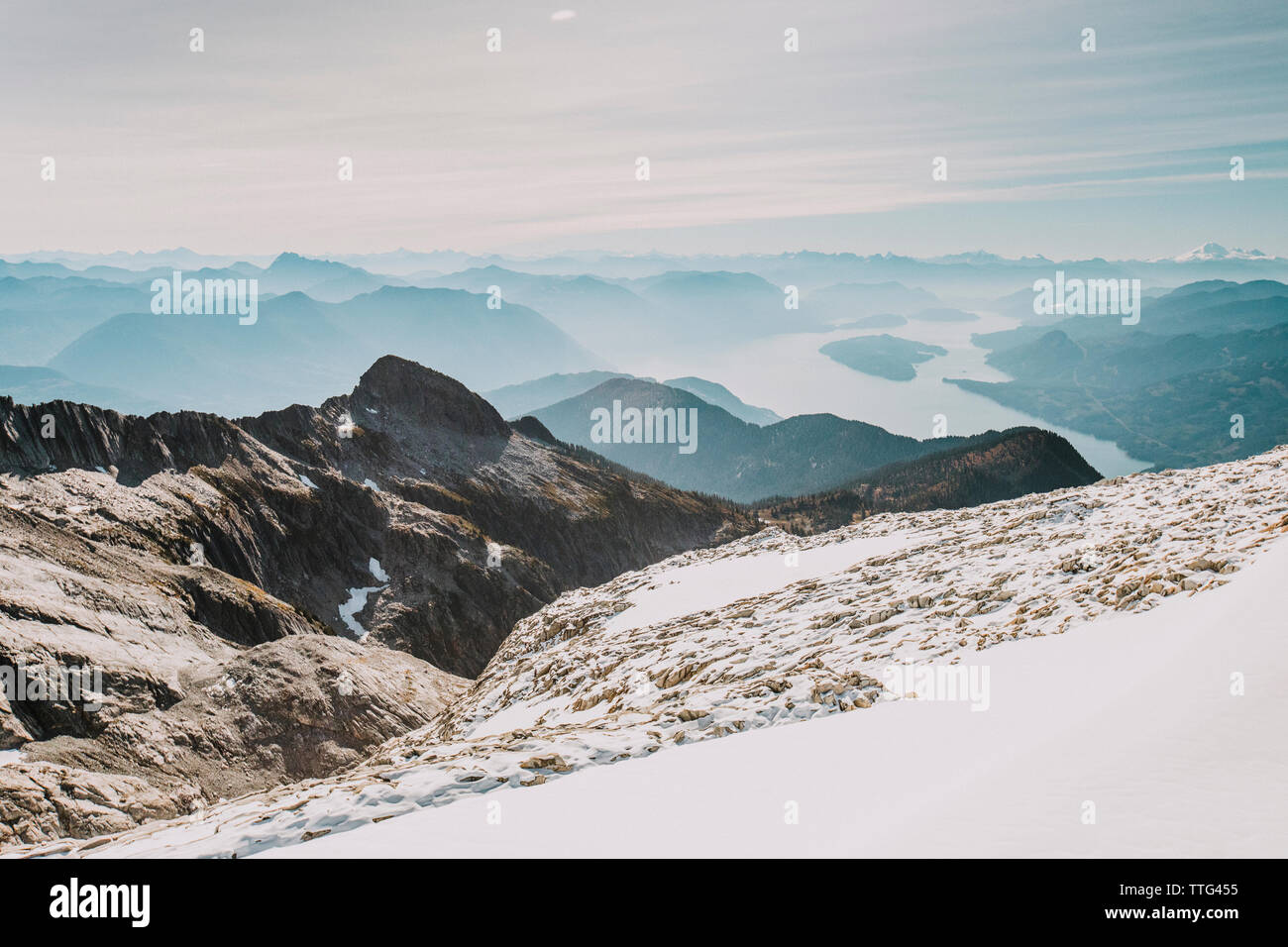 View of mount baker from canada hi-res stock photography and images - Alamy