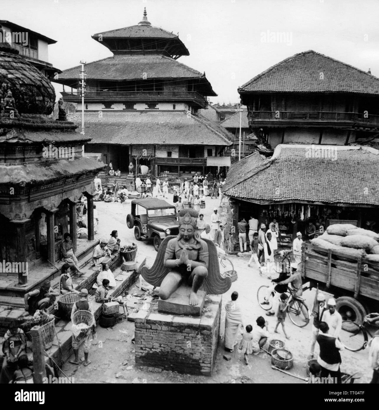 Temples view Black and White Stock Photos & Images - Alamy