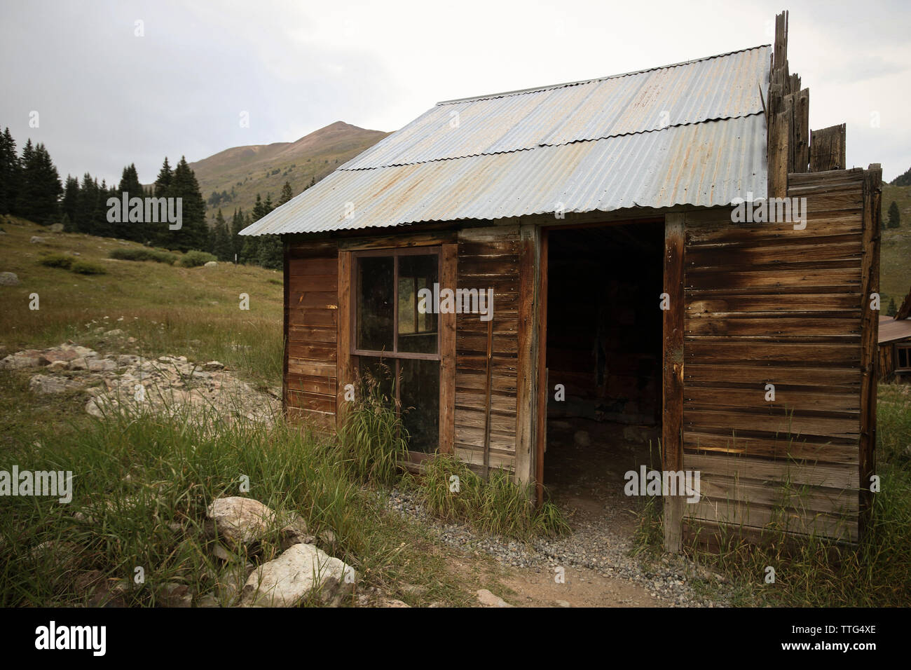 Log cabin at Ghost Town Stock Photo - Alamy