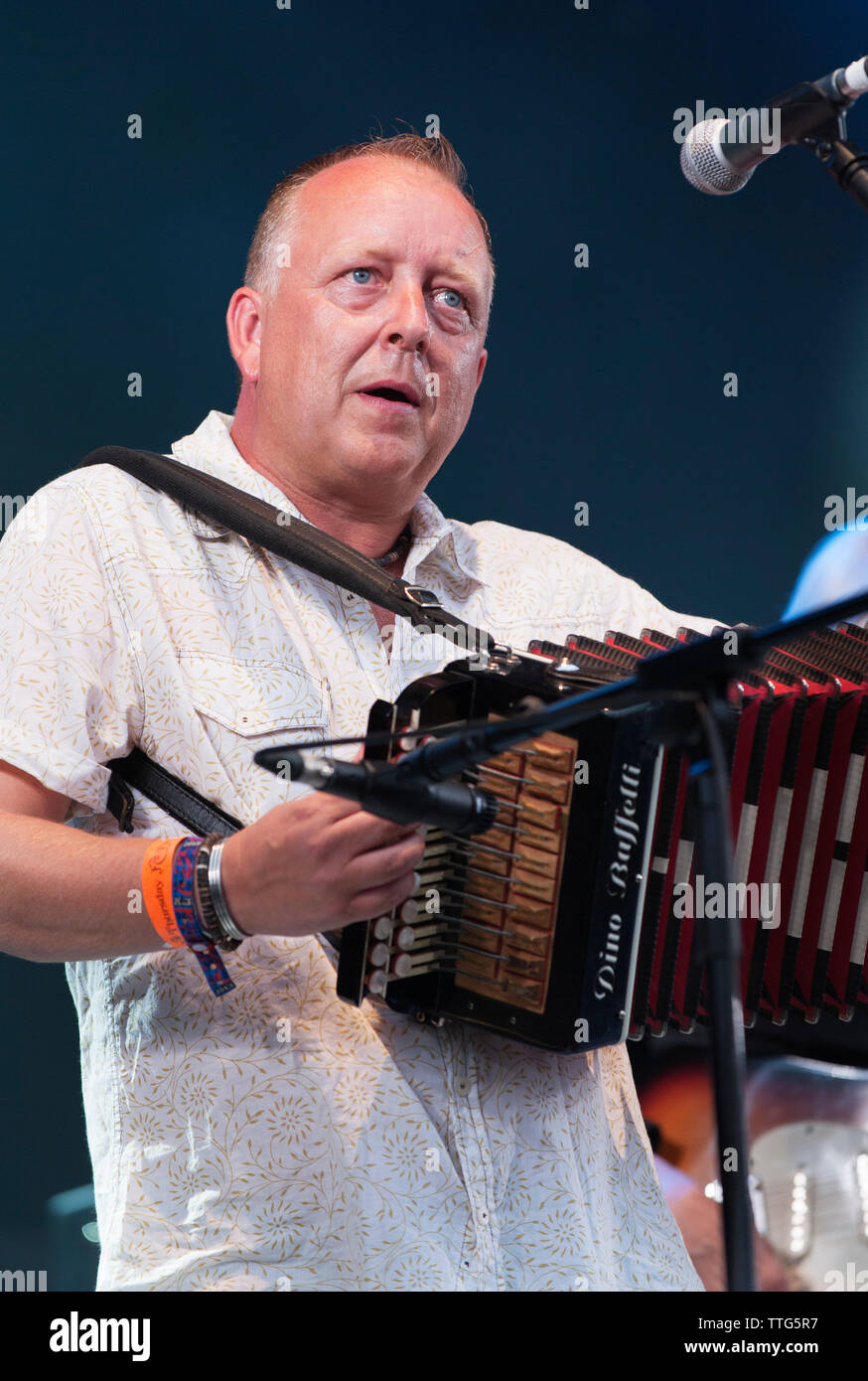 Simon care musician hi-res stock photography and images - Alamy