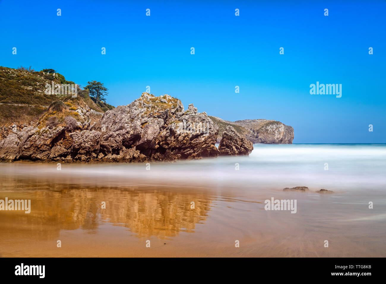 Llanes beach hi-res stock photography and images - Alamy