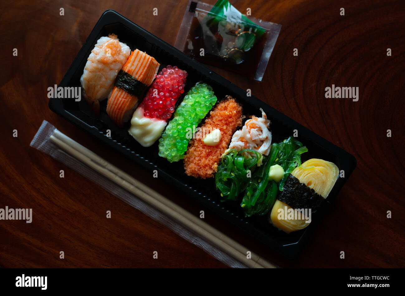 Japanese take out hi-res stock photography and images - Alamy