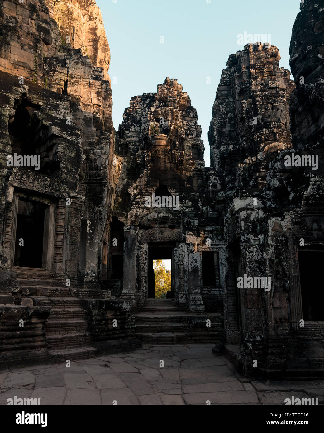 Ruins and temples hi-res stock photography and images - Alamy