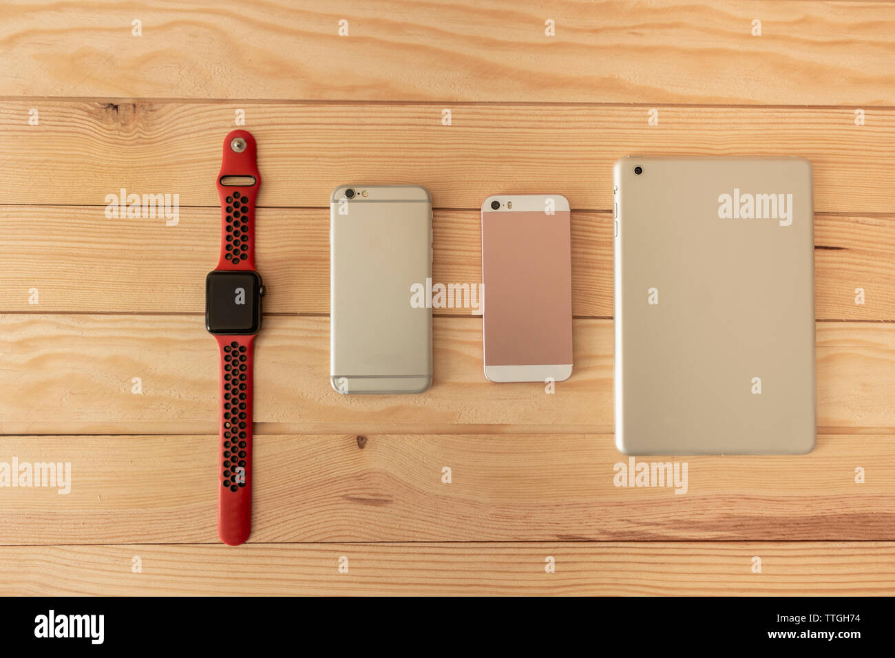 Different types of mobile, tablet and smartwatch of last generation ...