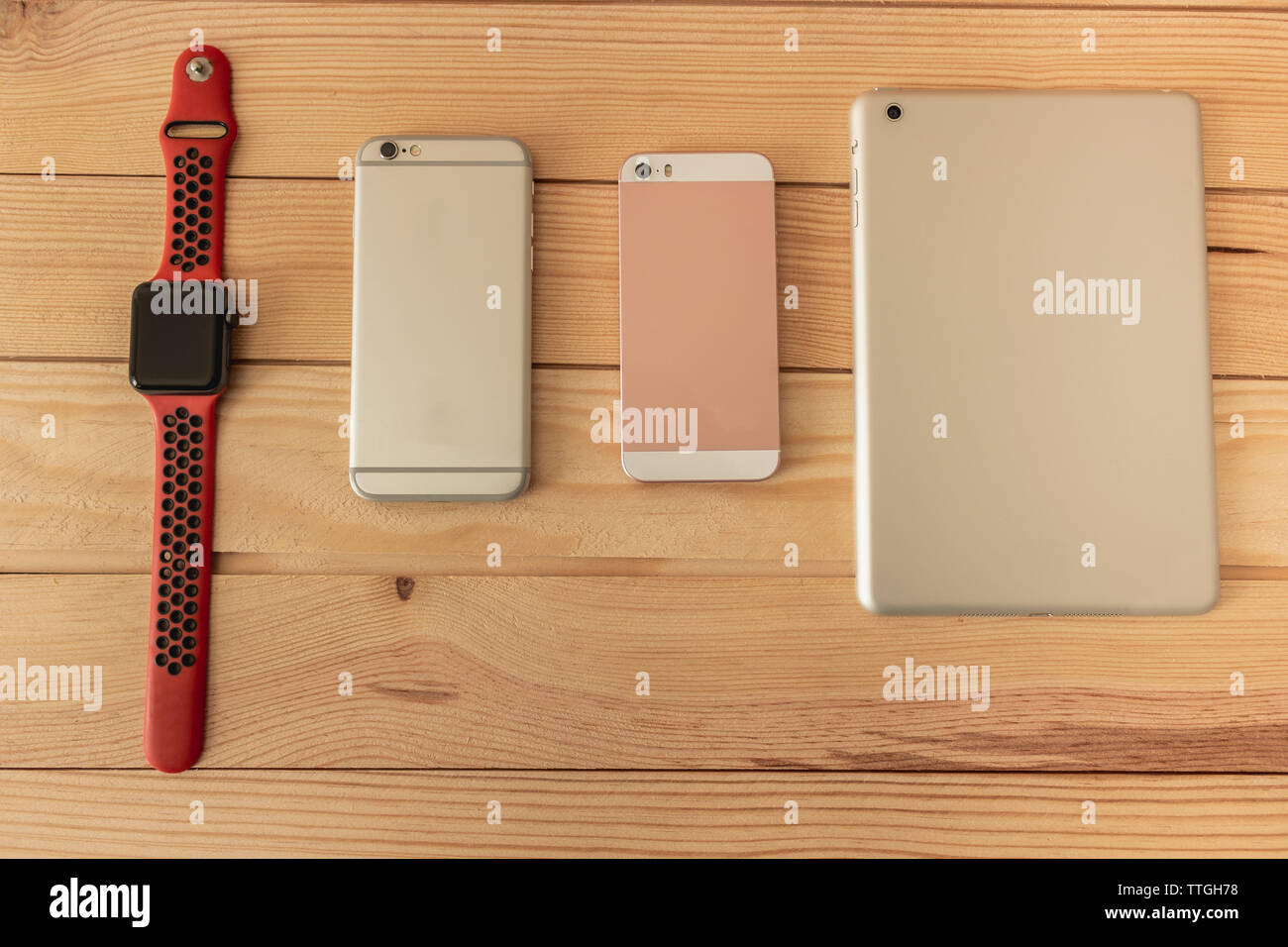 Different types of mobile, tablet and smartwatch of last generation ...