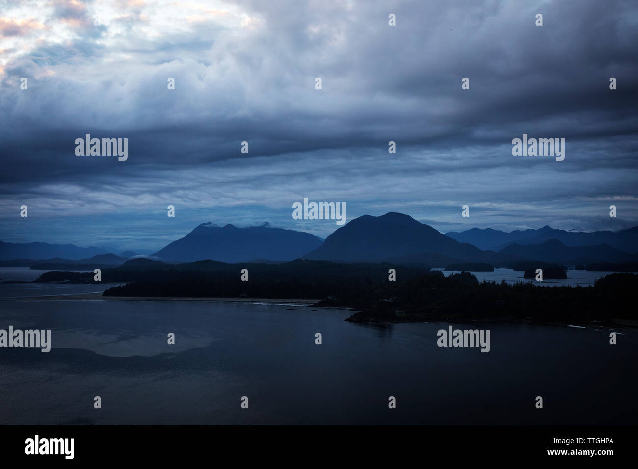 View of Cox Bay Beach in Tofino, British Columbia from Cox Bay Point ...