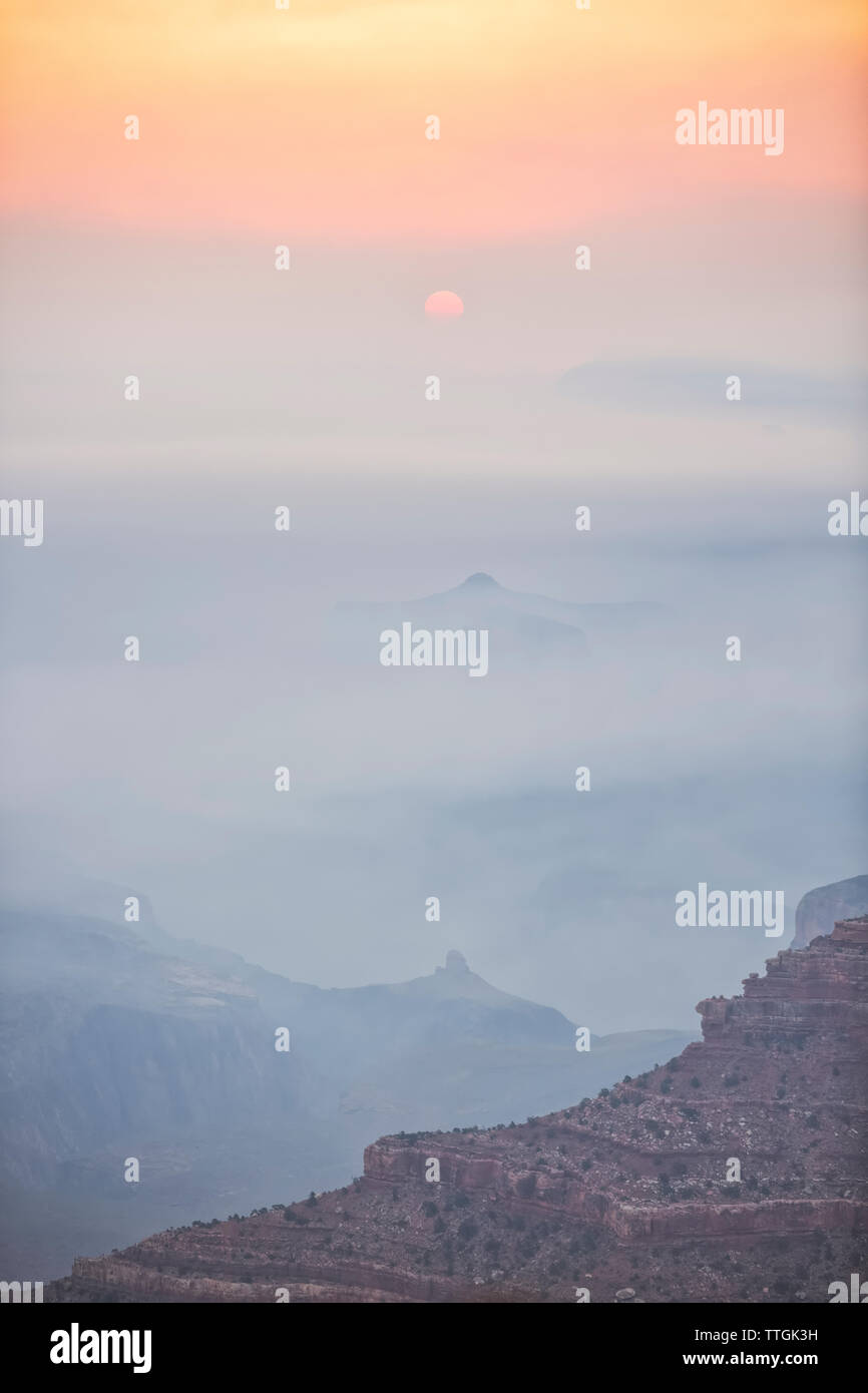 Sun light and rocks hi-res stock photography and images - Alamy