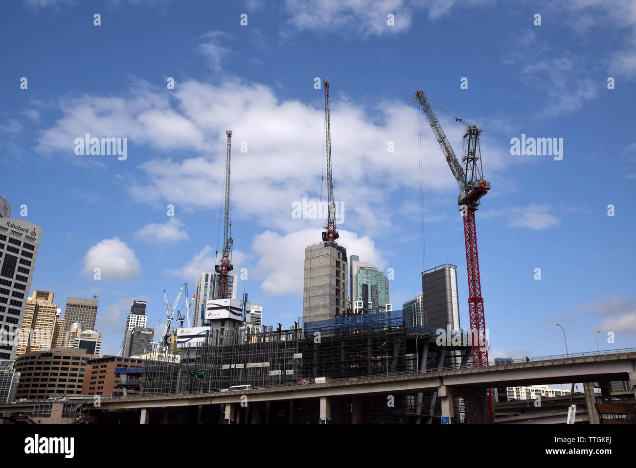 Sydney high rise buildings hi-res stock photography and images - Alamy