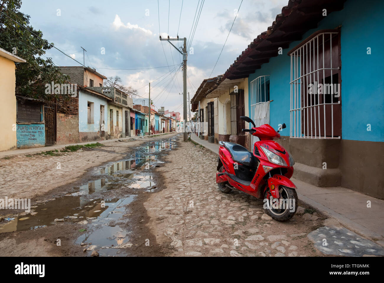 Street scene in trinidad hi-res stock photography and images - Alamy