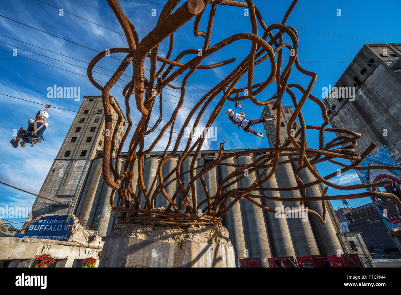 Old elevators new york city hi-res stock photography and images - Alamy