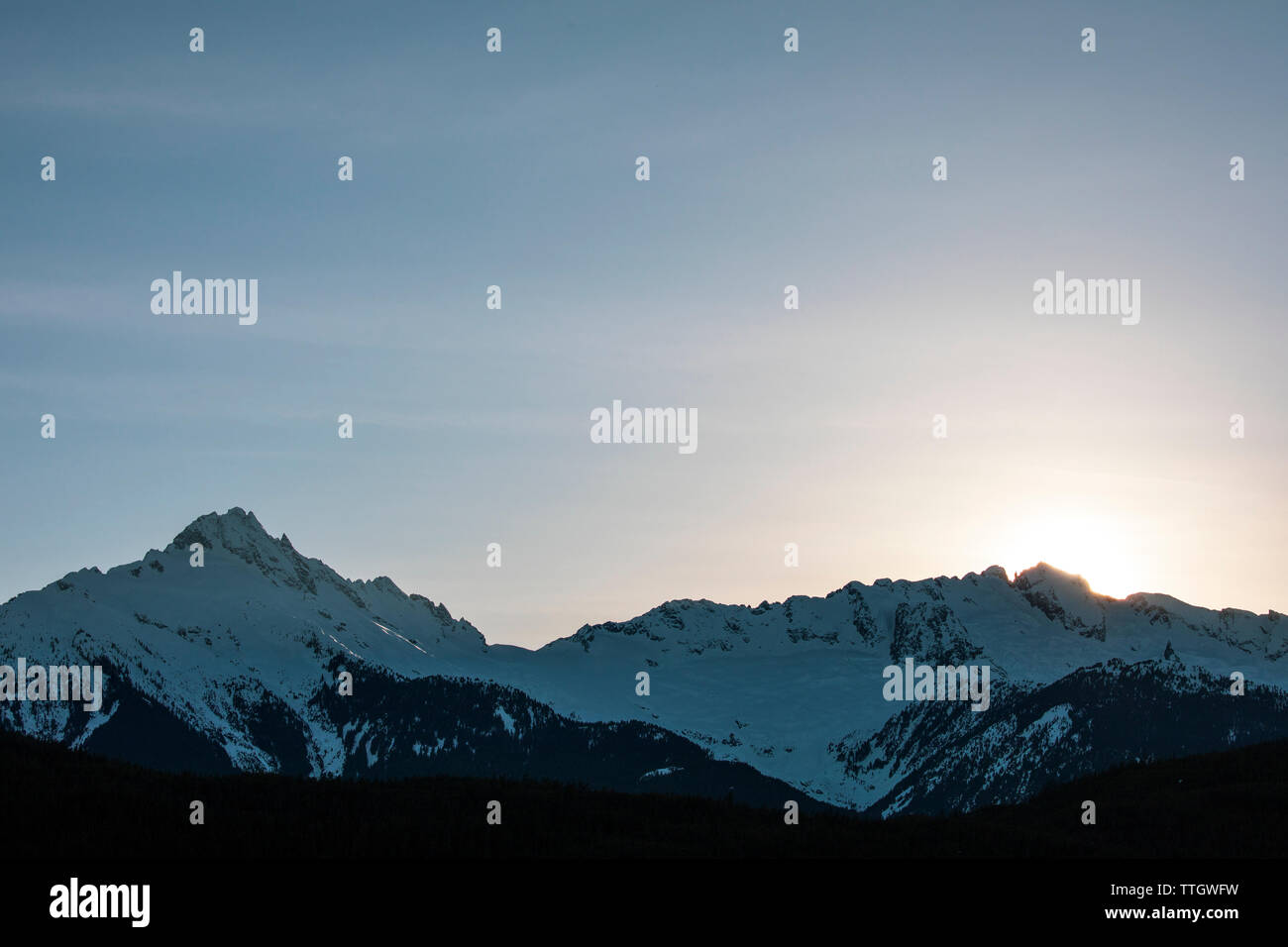 Tantalus range hi-res stock photography and images - Alamy