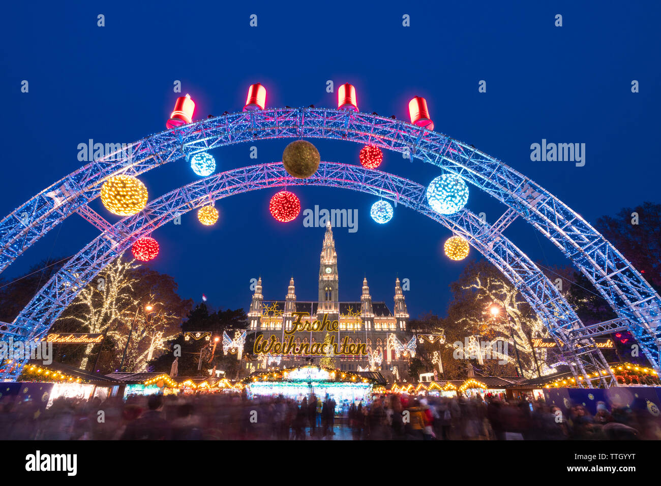 Vienna lights hi-res stock photography and images - Alamy