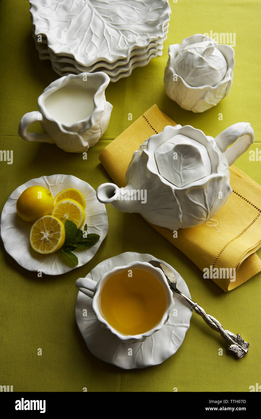Teapot leaf hi-res stock photography and images - Alamy