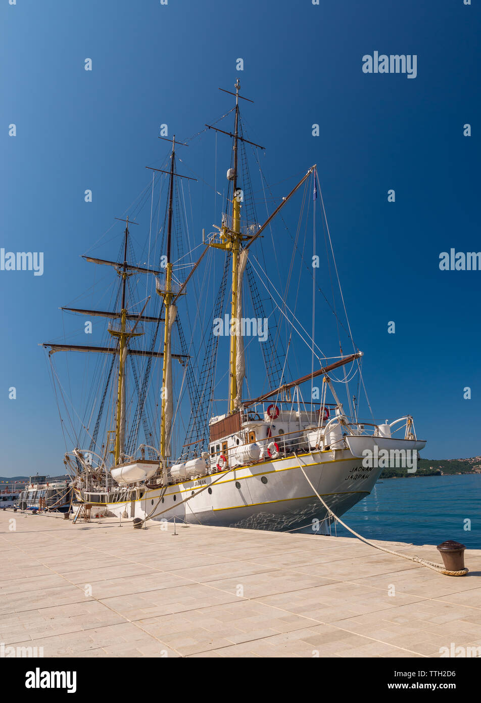 Cruise ship in sea port Stock Photo - Alamy