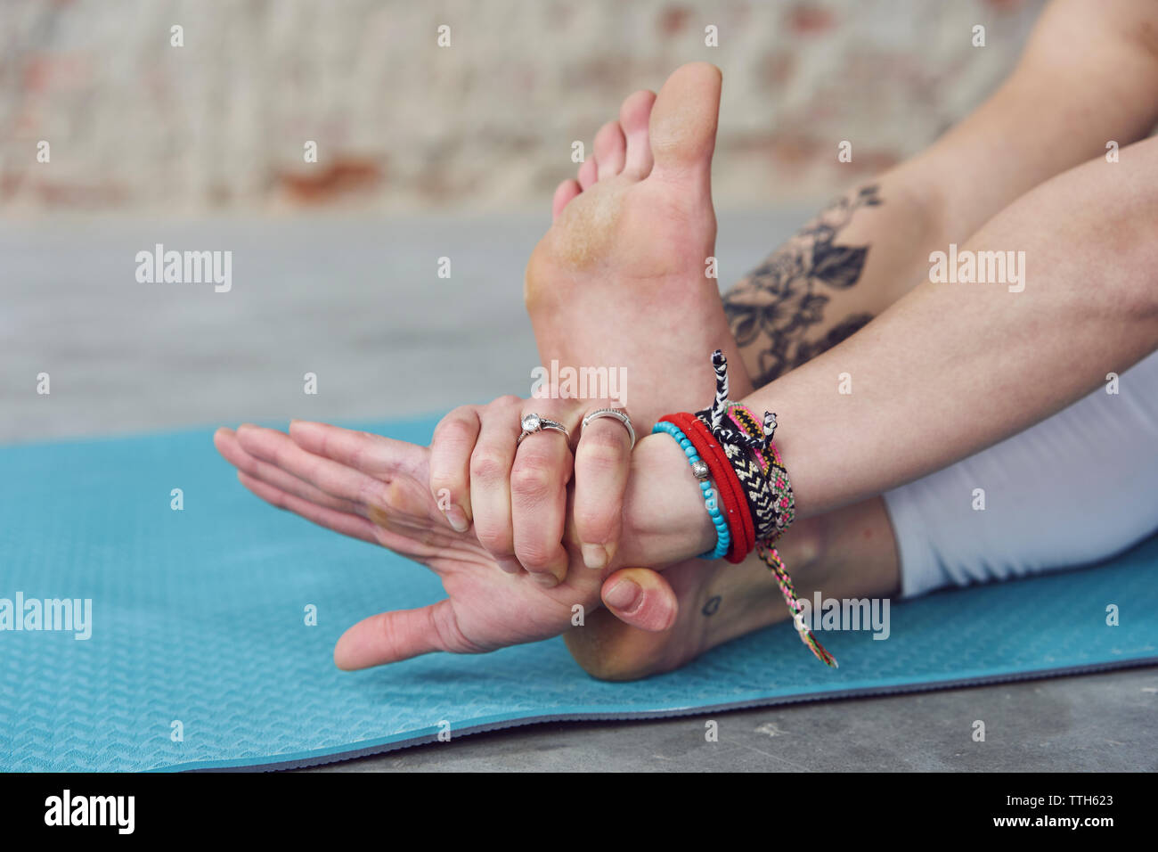 Yoga feet hi-res stock photography and images - Alamy
