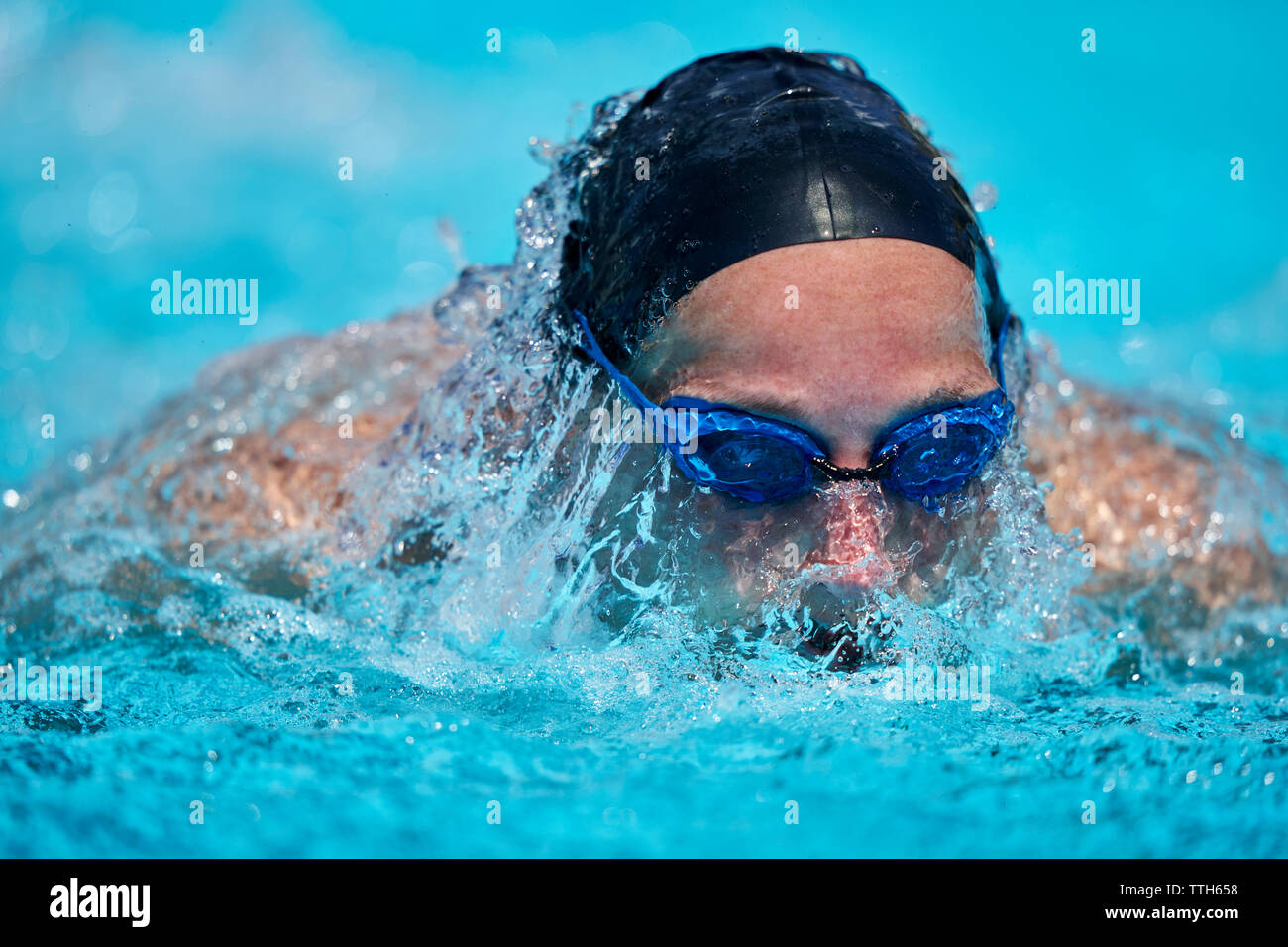 Butterfly stroke hi-res stock photography and images - Alamy