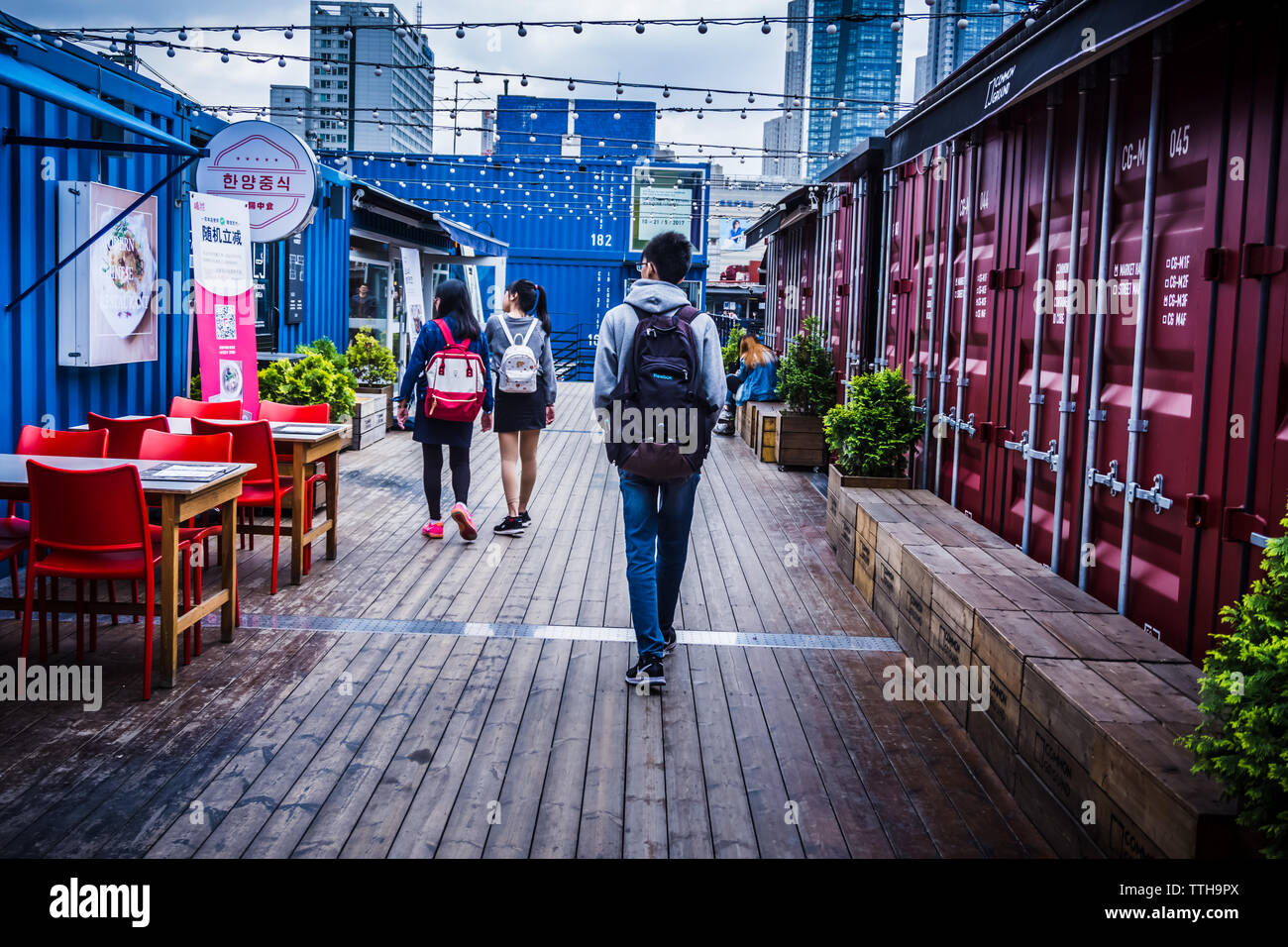 Common ground mall seoul hi-res stock photography and images - Alamy