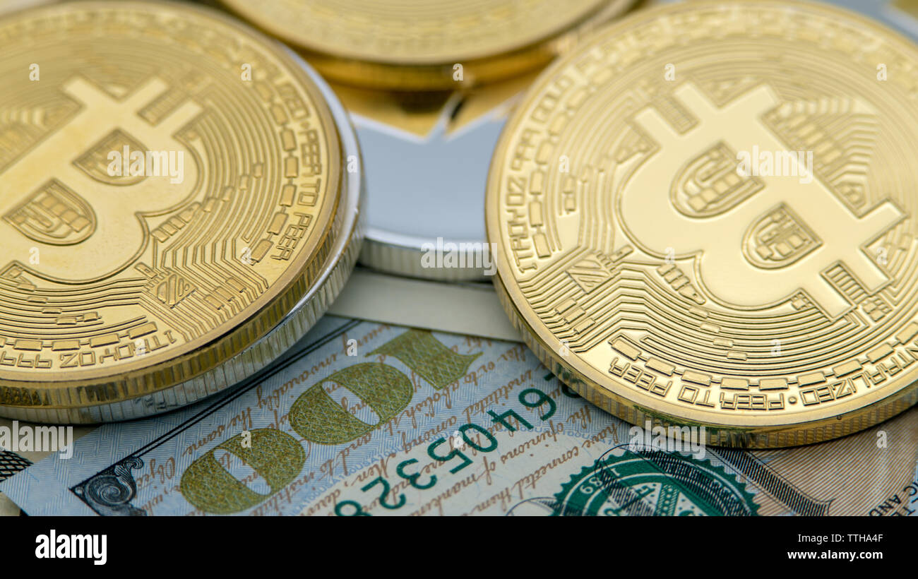 Digital money 100 dollar bill hi-res stock photography and images - Alamy