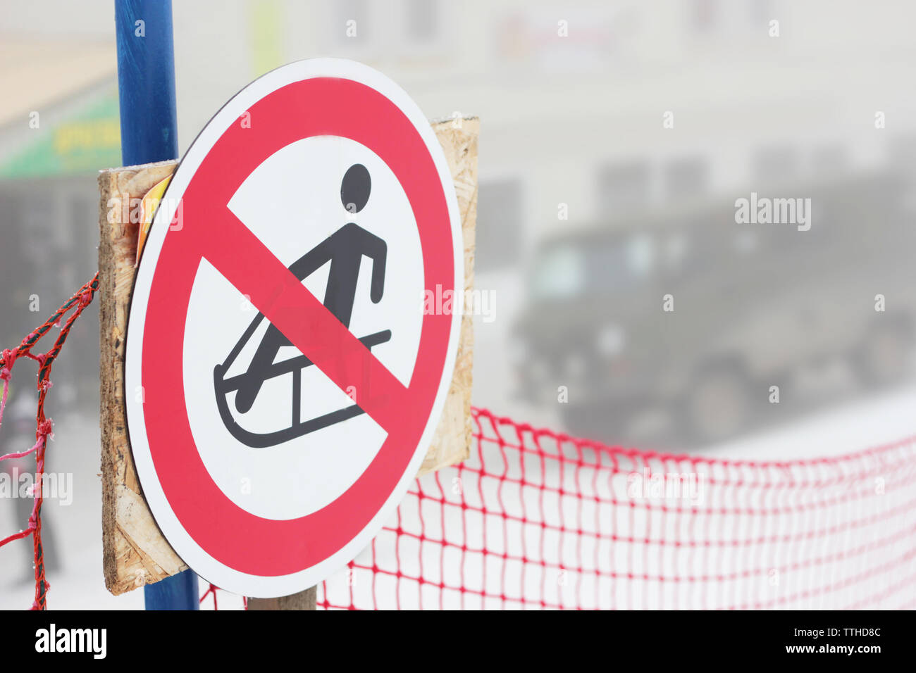 Prohibited activities sign hi-res stock photography and images - Alamy