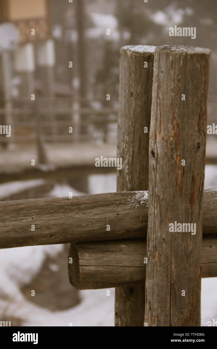 Wooden balks hi-res stock photography and images - Alamy