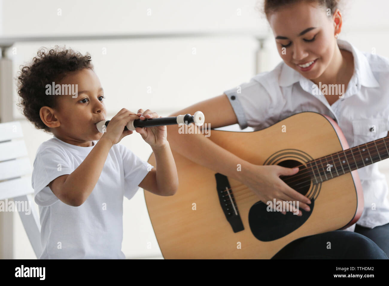 Teaching musical instruments hi-res stock photography and images - Alamy