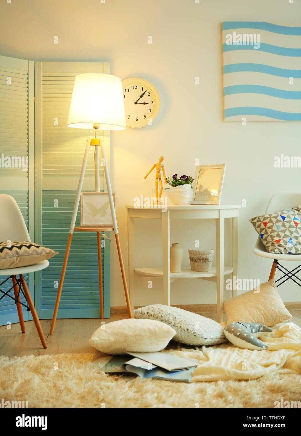 Modern room design interior Stock Photo - Alamy