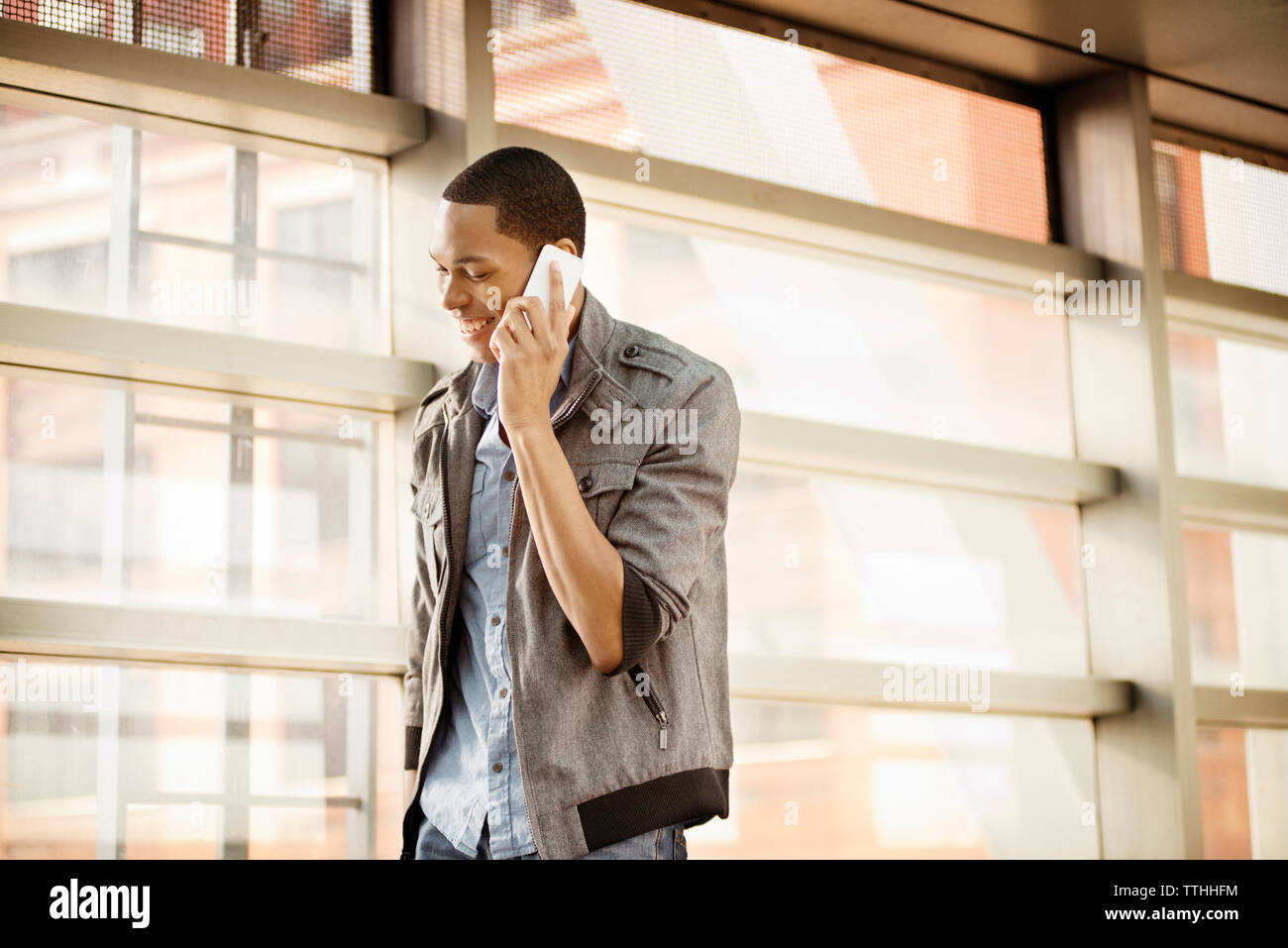 Walkway windows hi-res stock photography and images - Alamy