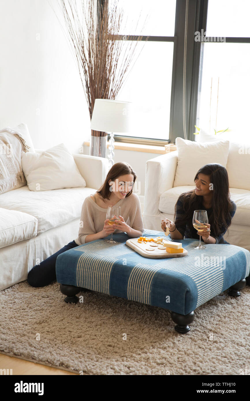 Two friends enjoying snacks hi-res stock photography and images - Alamy