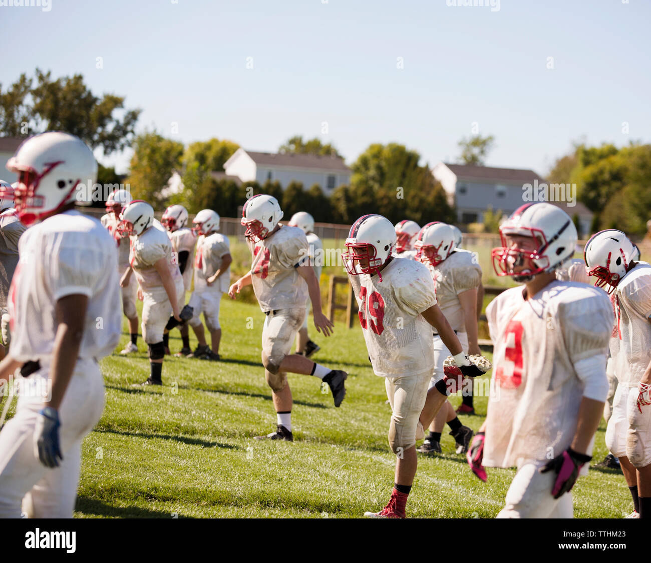Teenage football players hi-res stock photography and images - Alamy
