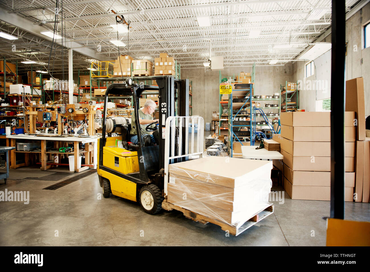Forklift boxes hi-res stock photography and images - Alamy