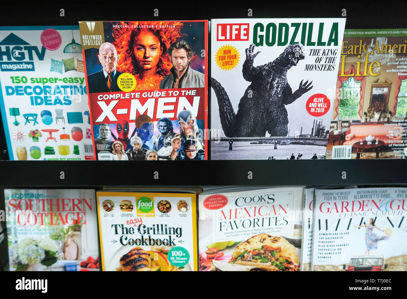 Magazine Stand Featuring Magazine Covers, NYC, USA Stock Photo - Alamy