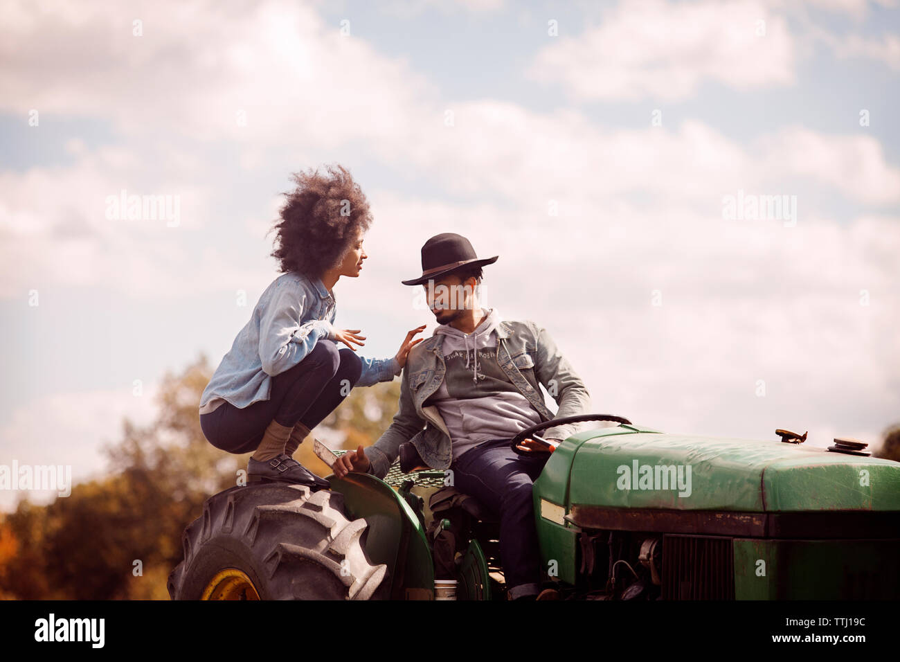 Couple tractor hi-res stock photography and images - Alamy