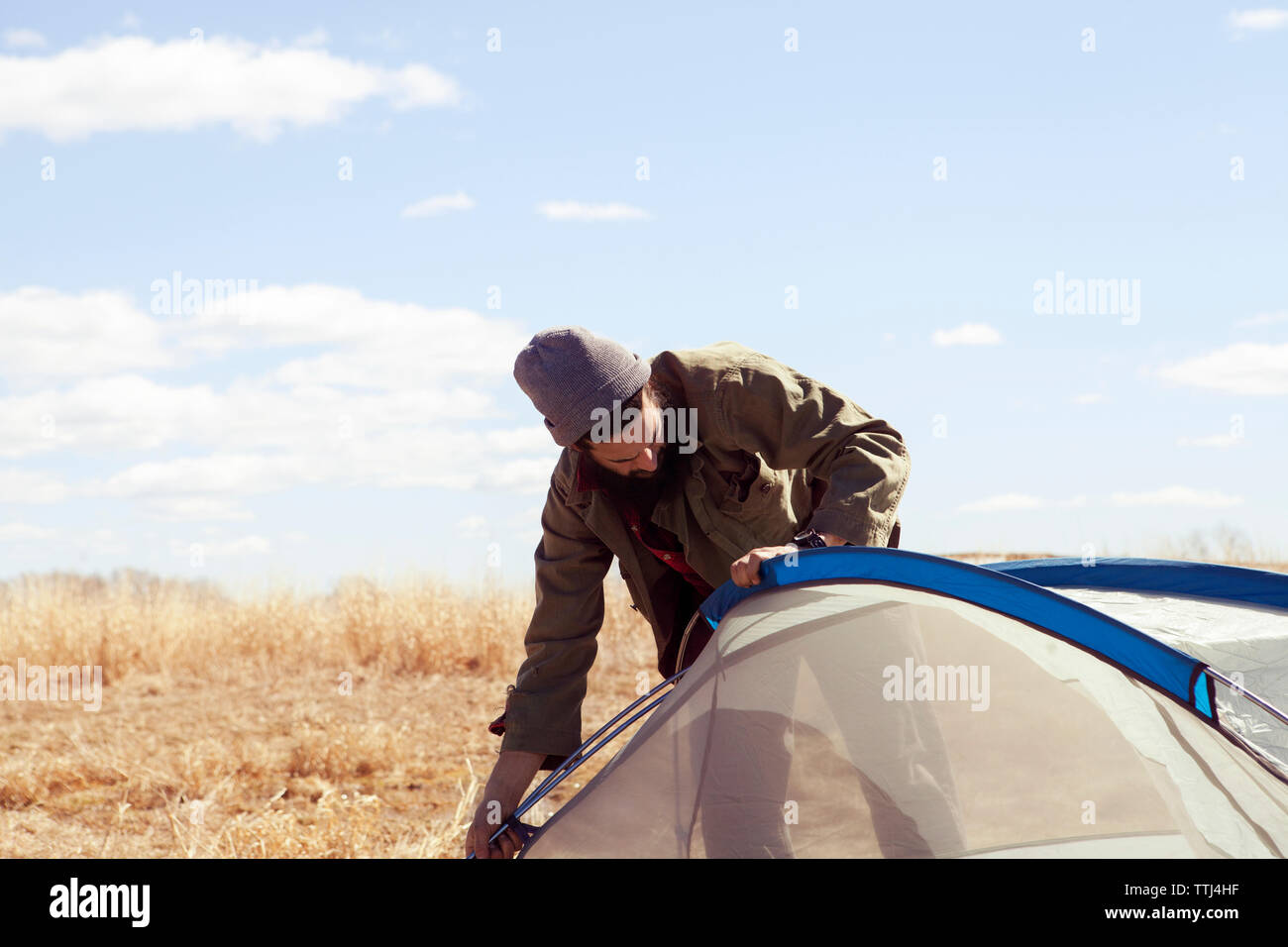 Tent field hi-res stock photography and images - Alamy