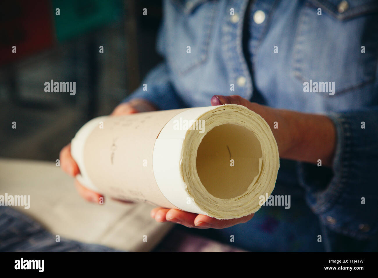 Rolled paper craft hi-res stock photography and images - Alamy