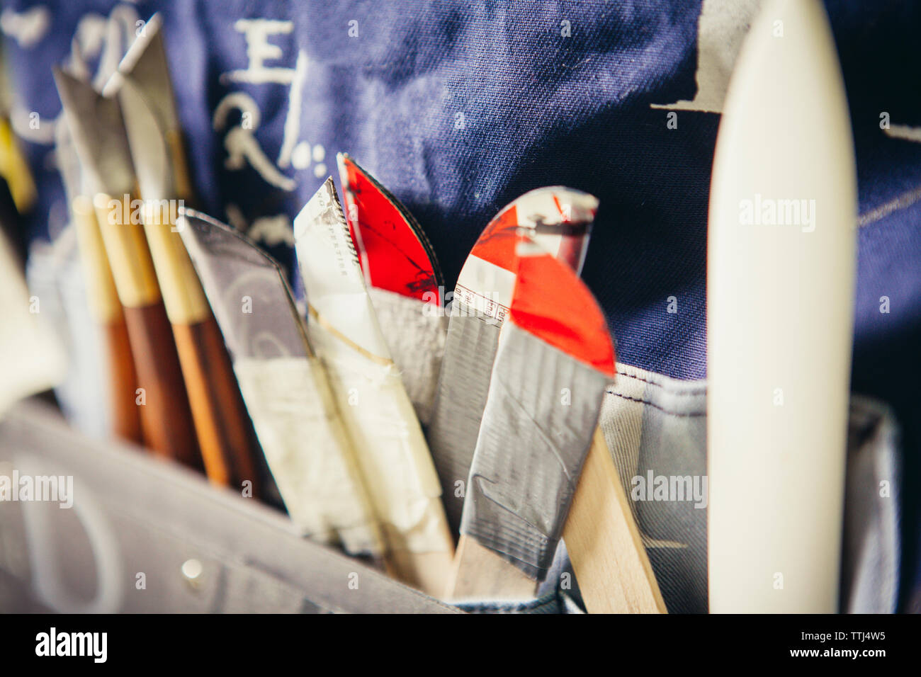 Textile tools hi-res stock photography and images - Alamy