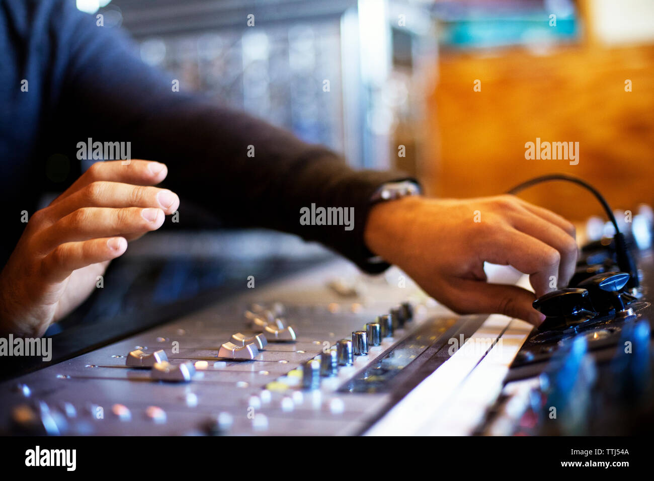 Recording stereo hi-res stock photography and images - Alamy