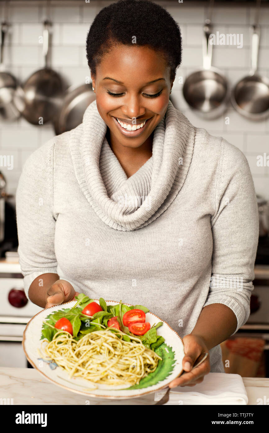 Plate size 26 hi-res stock photography and images - Alamy