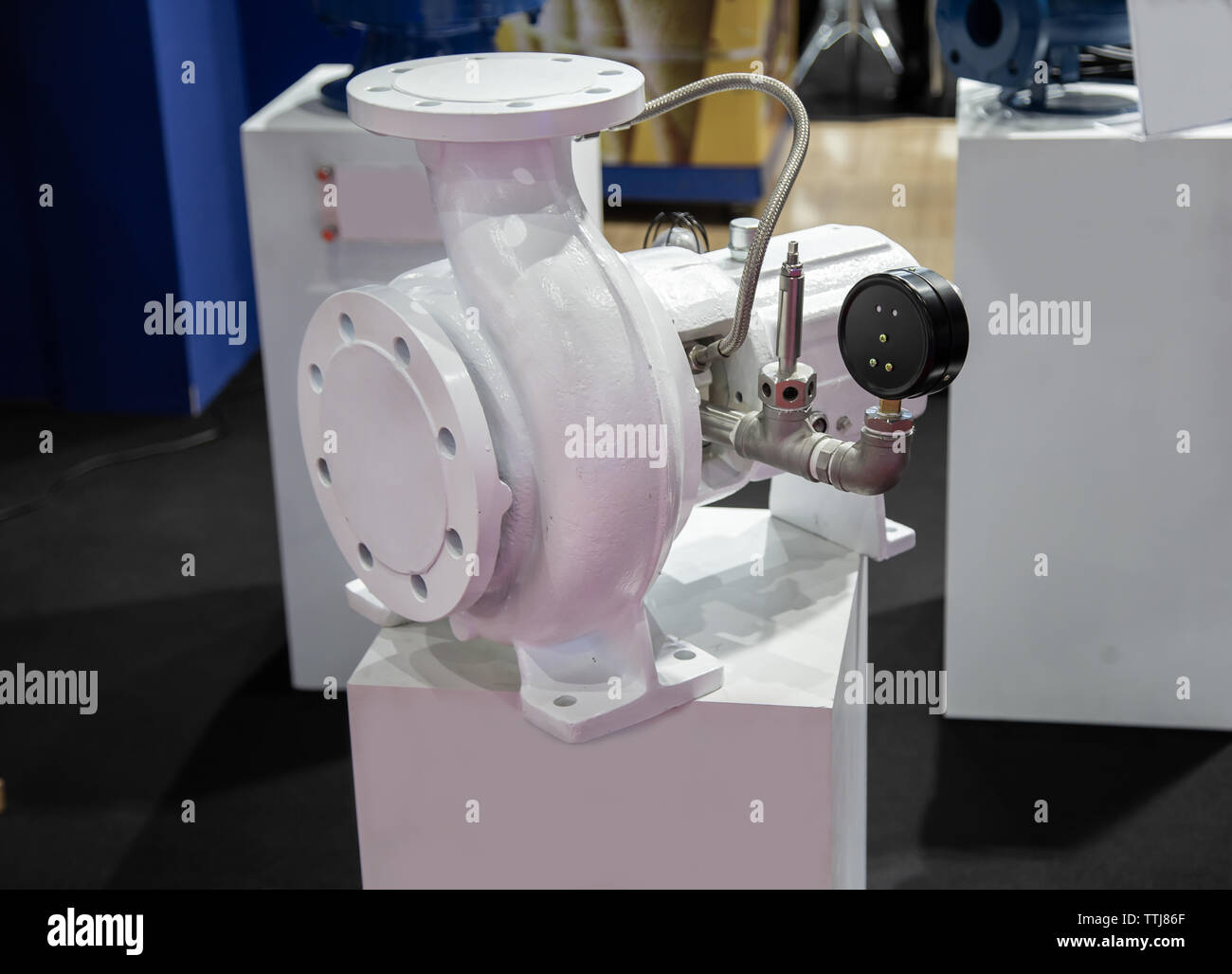 Centrifugal pump hi-res stock photography and images - Alamy