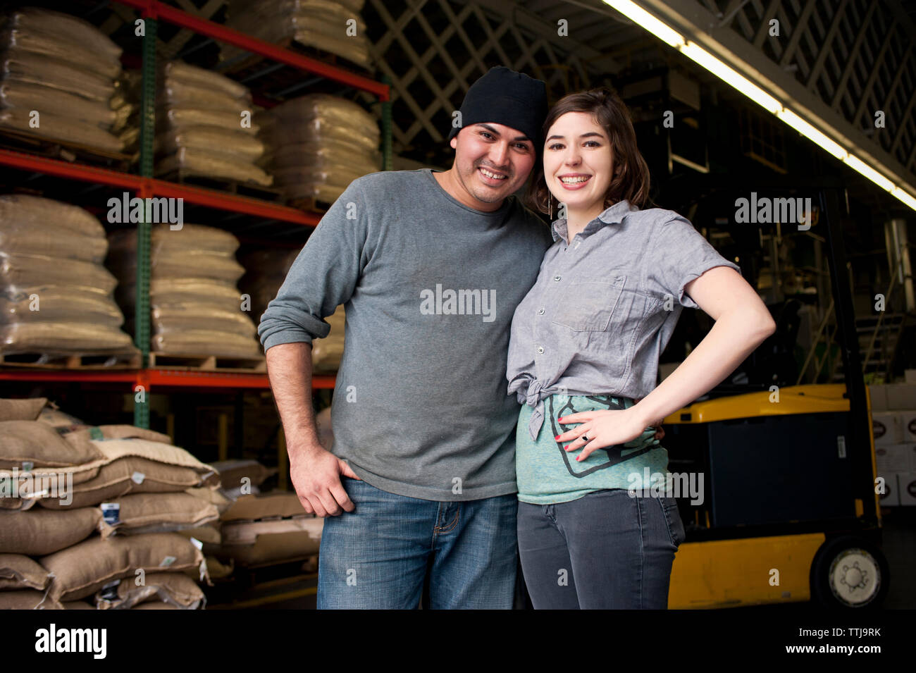 Food warehouse workers hi-res stock photography and images - Alamy