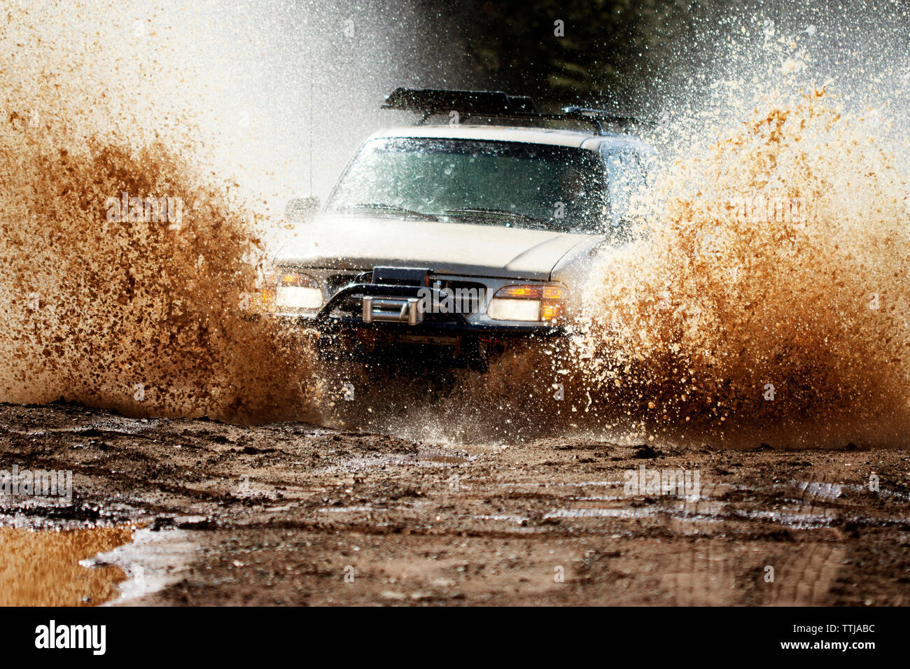 Mud moving hi-res stock photography and images - Alamy