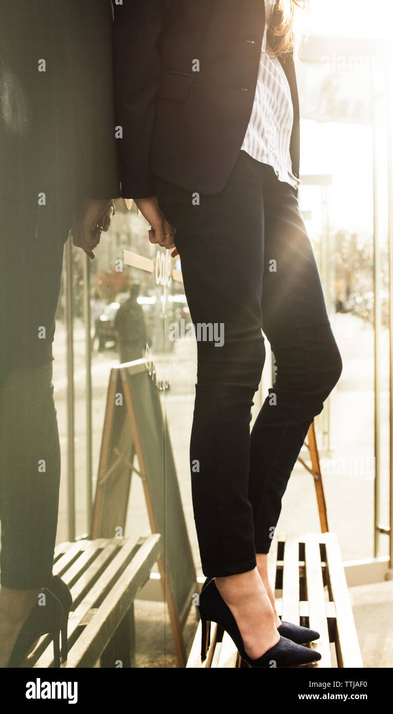 Standing bench hi-res stock photography and images - Alamy