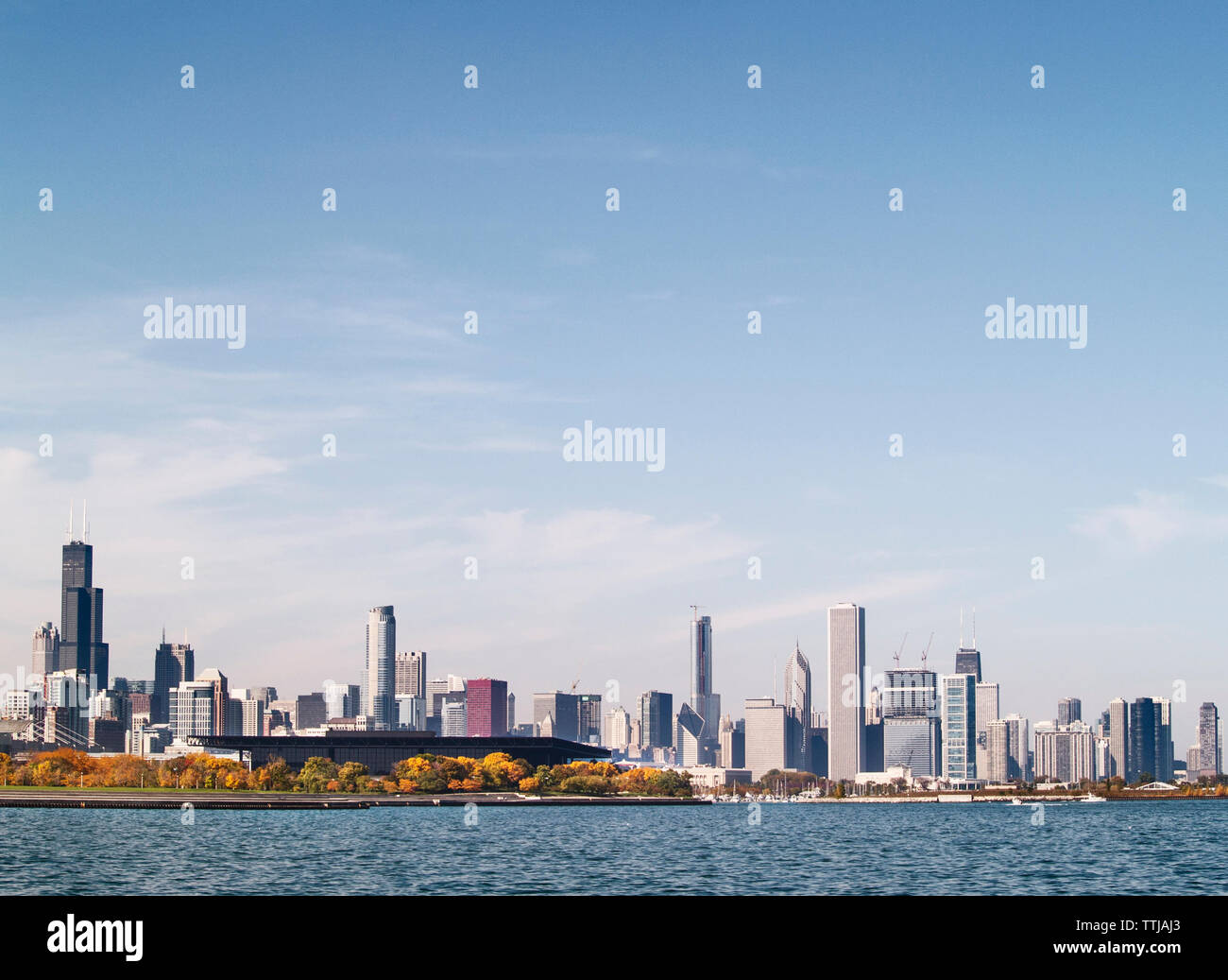 Modern day buildings hi-res stock photography and images - Alamy