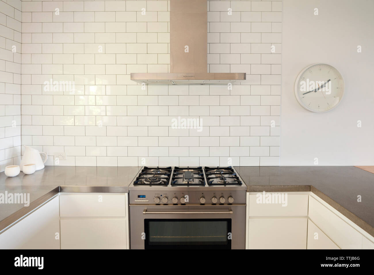 Modern Kitchen High Resolution Stock Photography and Images - Alamy